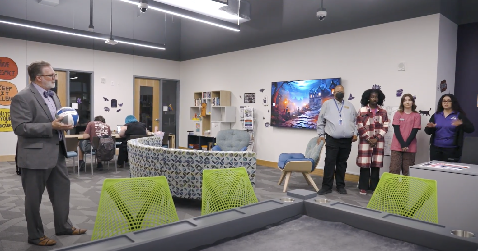 ACC Chancellor, students tour expanded student support centers | ACC ...