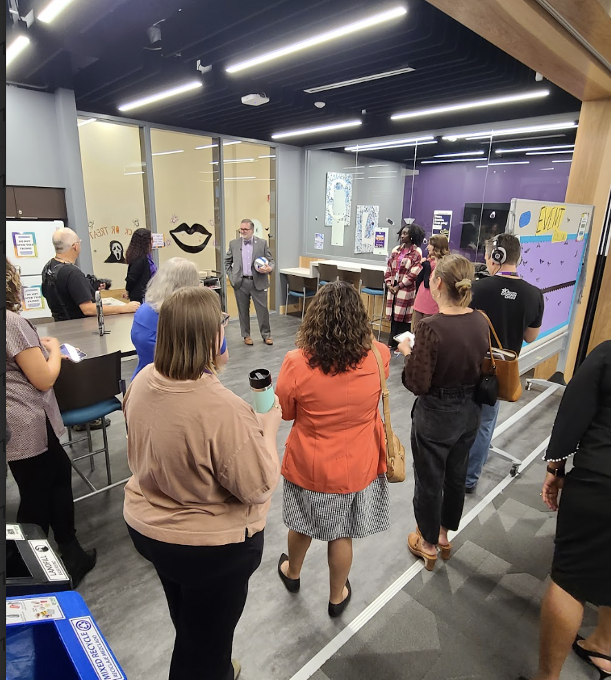 ACC Chancellor, students tour expanded student support centers | ACC ...