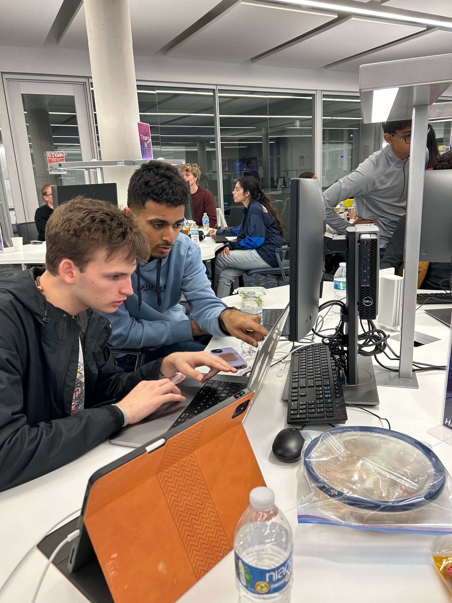 ACC partners with Scale AI for ‘AI Hackathon’ with students and ...